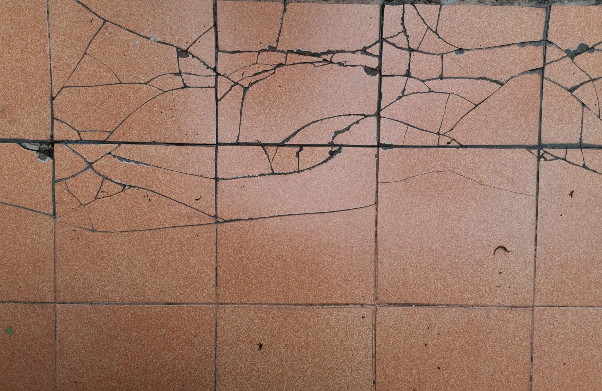 Asbestos Floor Tiles - Unveiling the Hidden Dangers - Trustworthyhomeadvice